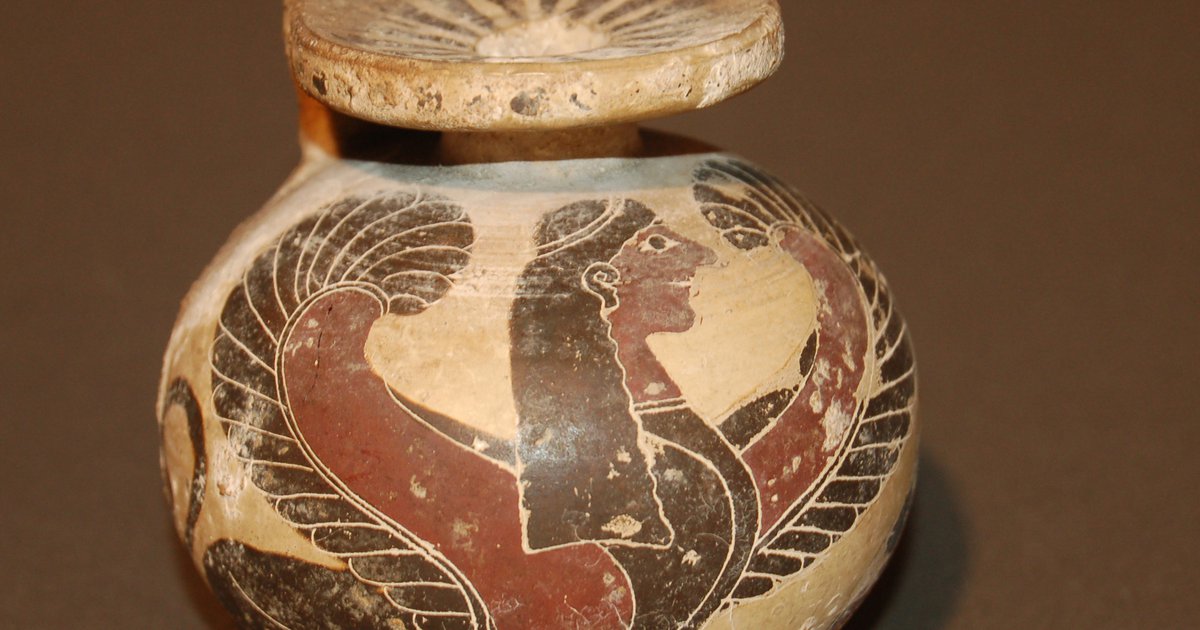 Aryballos Vase - The Bruce Museum