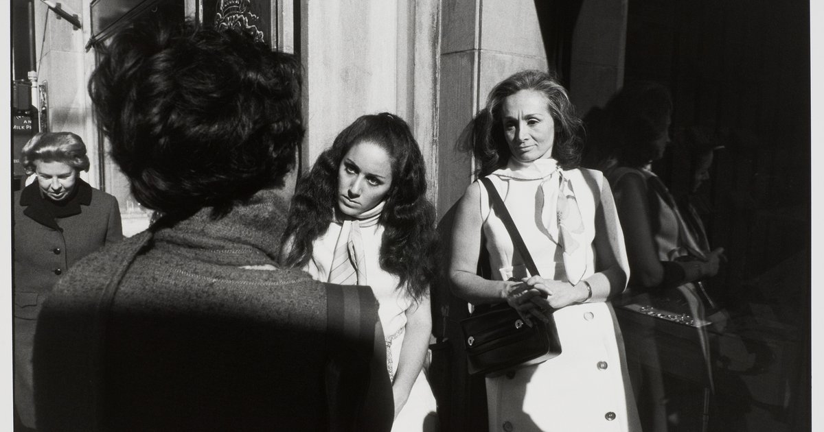 Gary Winogrand, New York City - The Bruce Museum