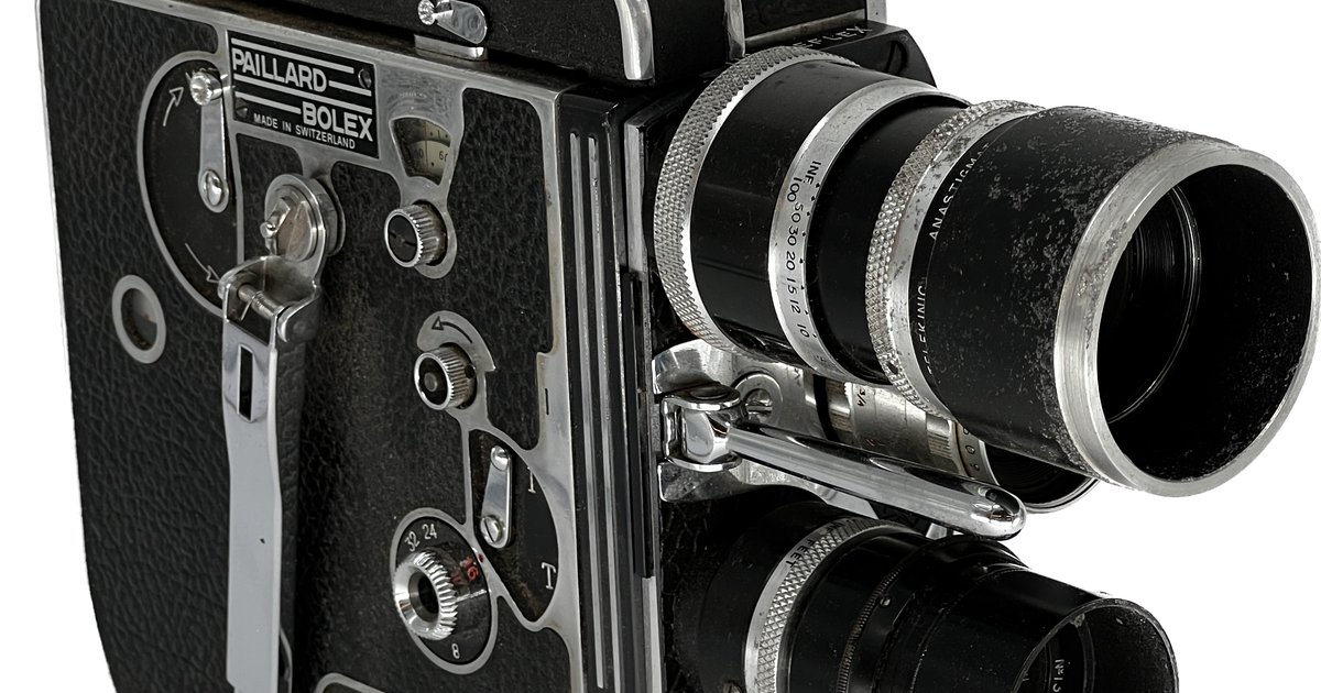 Paul G. Howes’s H16 Reflex Film Camera - The Bruce Museum