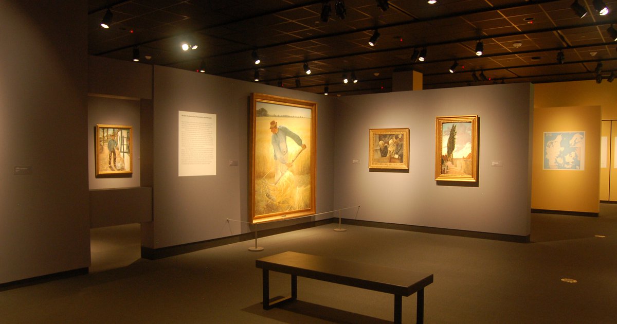 Board of trustees & Museum Council - The Bruce Museum